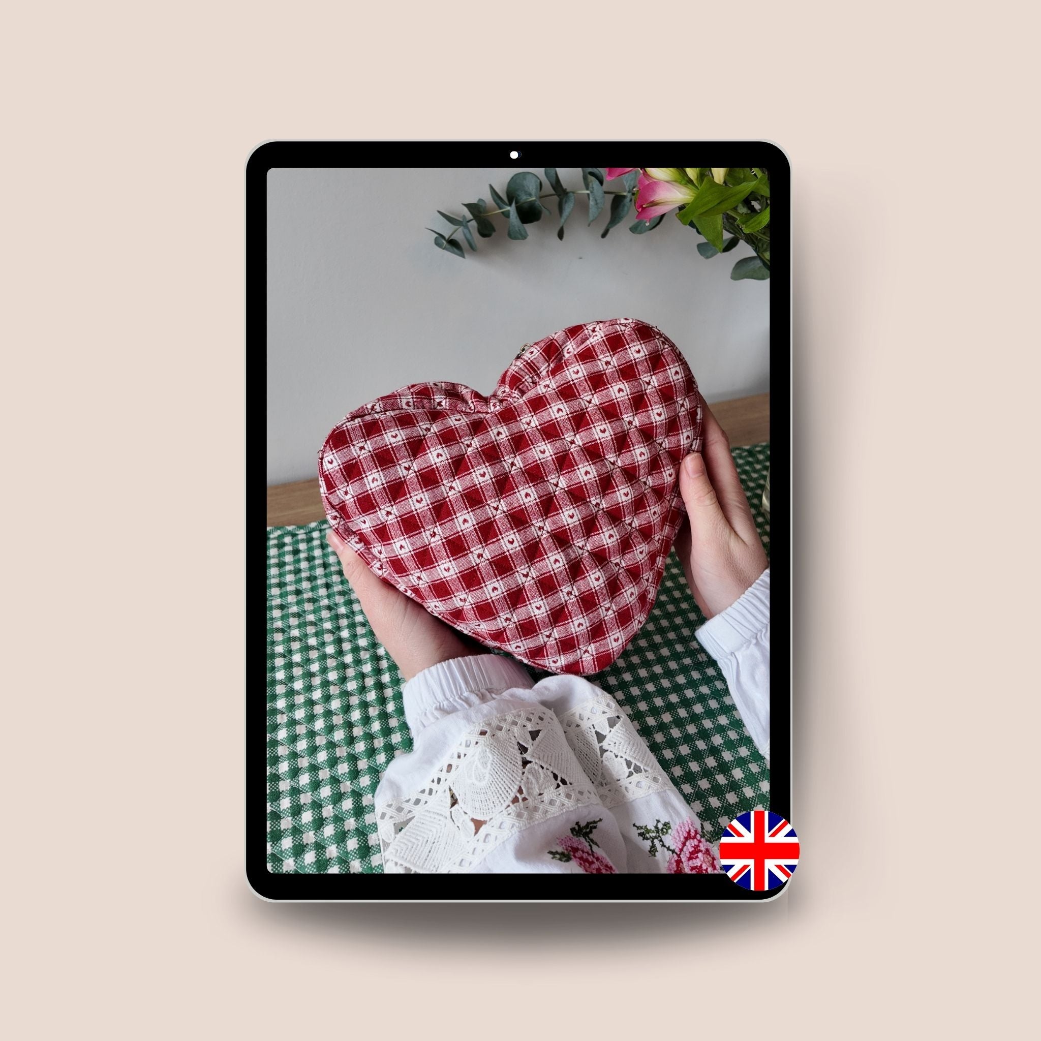 Quilted Heart Pouch – Hannah Walker