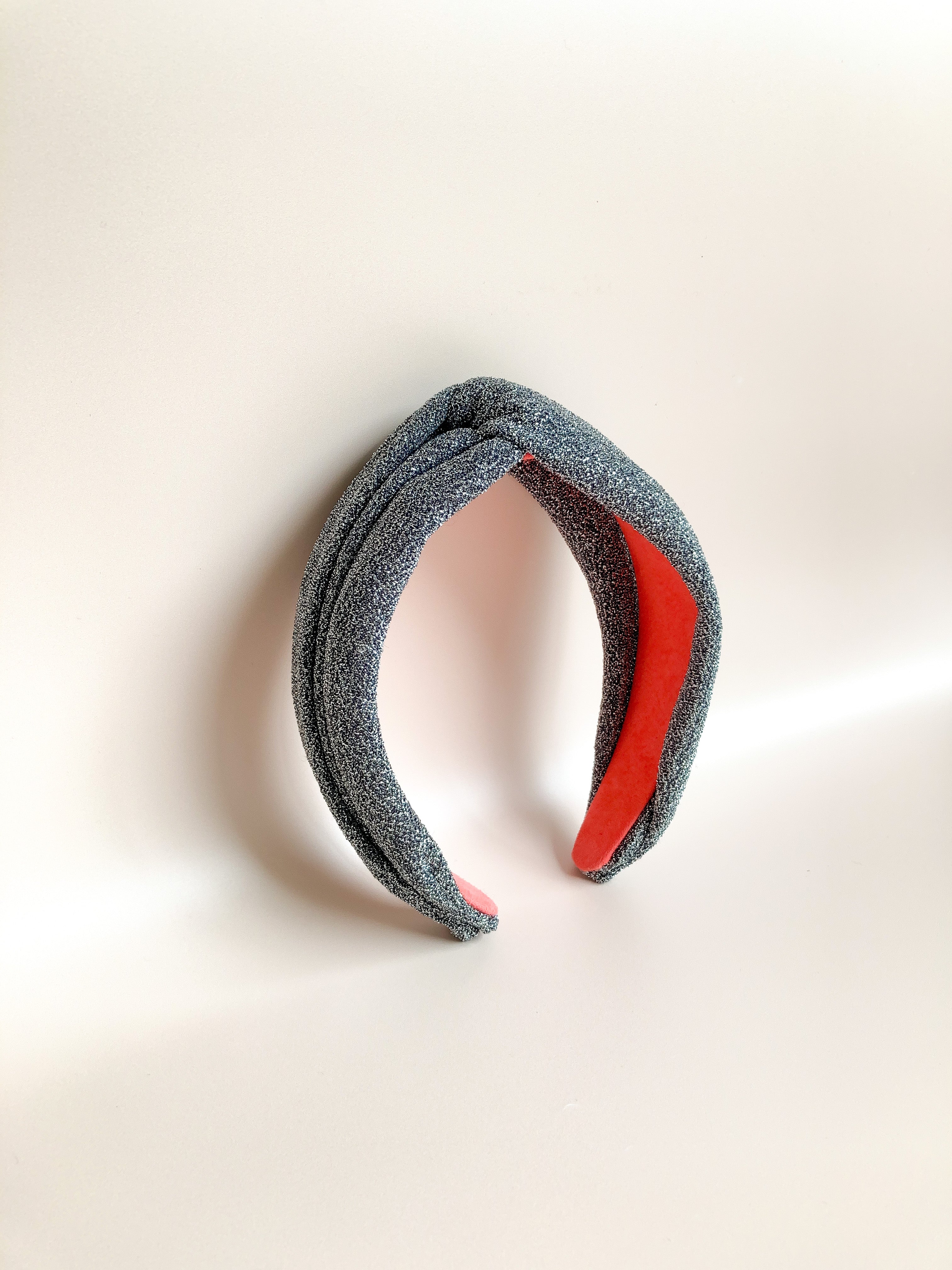 The Twist Headband - Silver – Hannah Walker